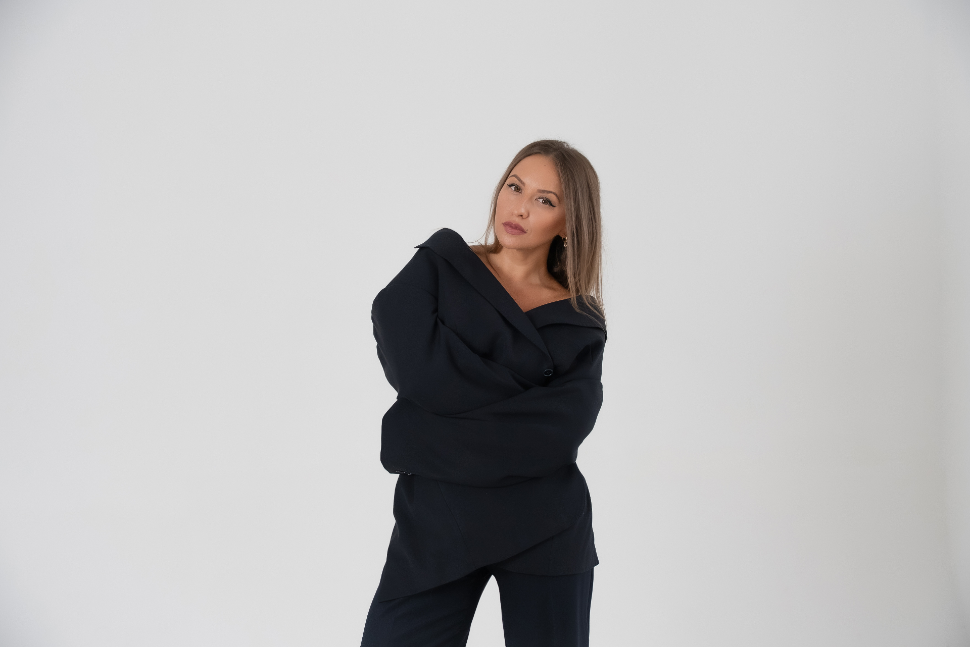 Claudia Miclaus | Official Website